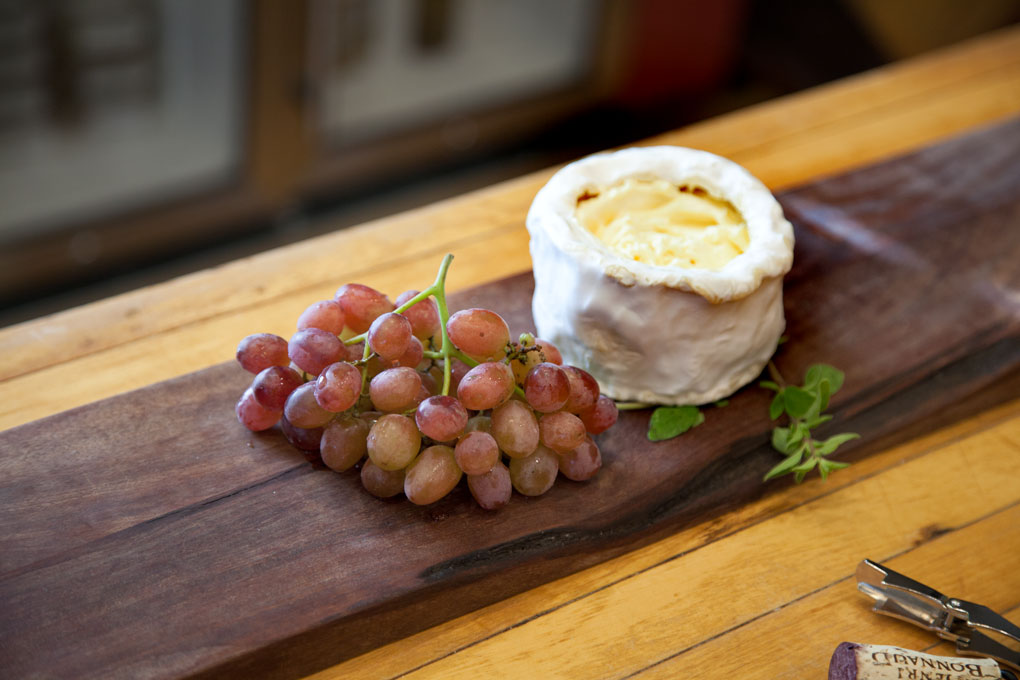 Cheesy entertaining with 109 Cheese & Wine - Unlocking Connecticut